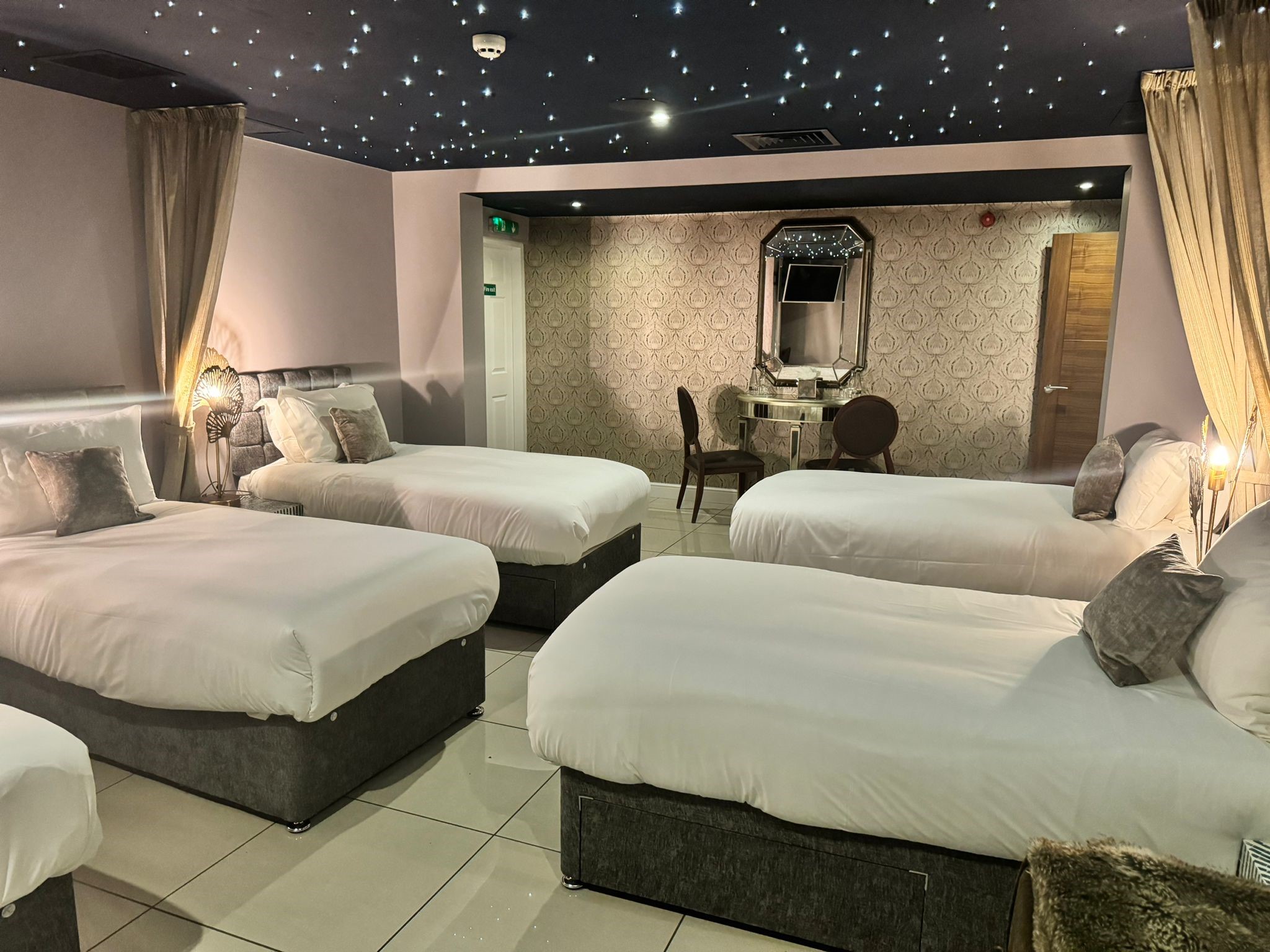 Hideway | Group Accommodation Yorkshire | Waterton Park